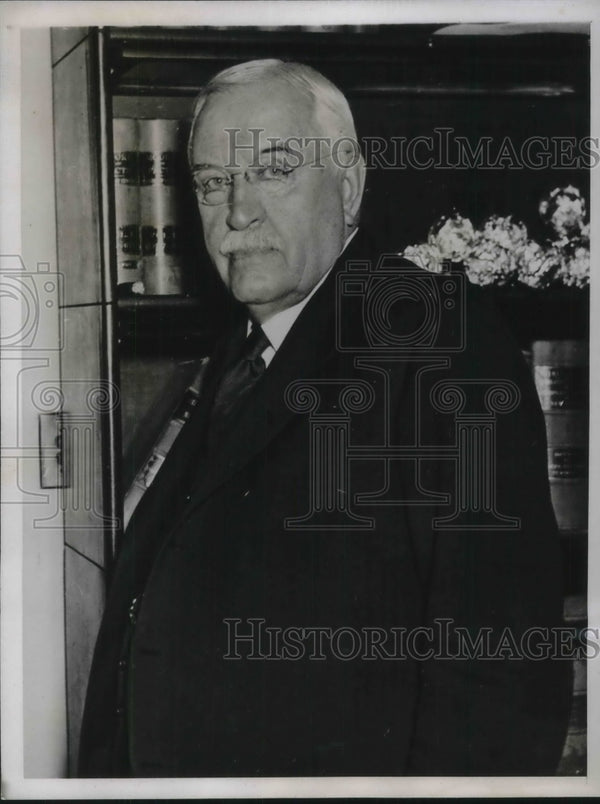 1936 Handwriting expert S.Osborne testifies at Hauptmann trial ...