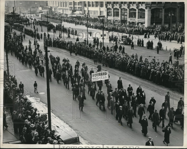 1937 Press Photo Labor Groups March In Front Of Detroit Courthouse ...