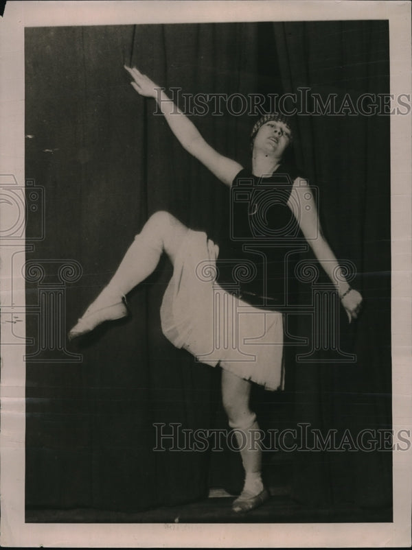 1923 Hon. Lois Sturt Society in London's new Play Mrs. Edith Kelly G ...