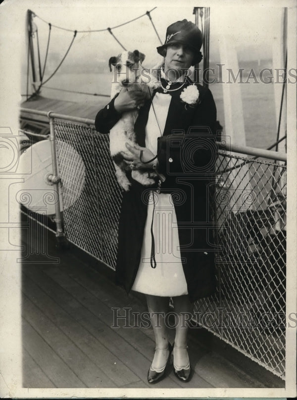 1926 Press Photo Mrs. Joseph Moran of Brooklyn abroad the S.S. Berenga ...