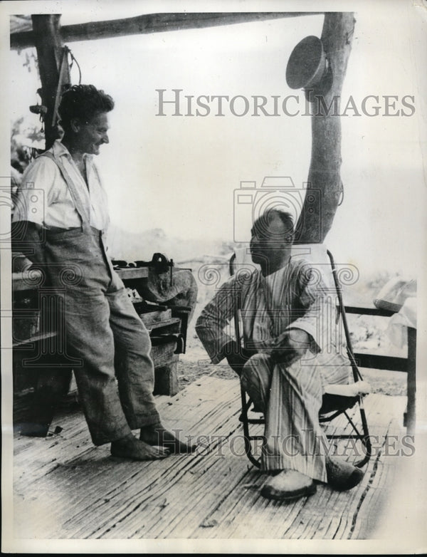 1934 Press Photo Dr. Friedrich Ritter retired to Charles Island Galapa ...