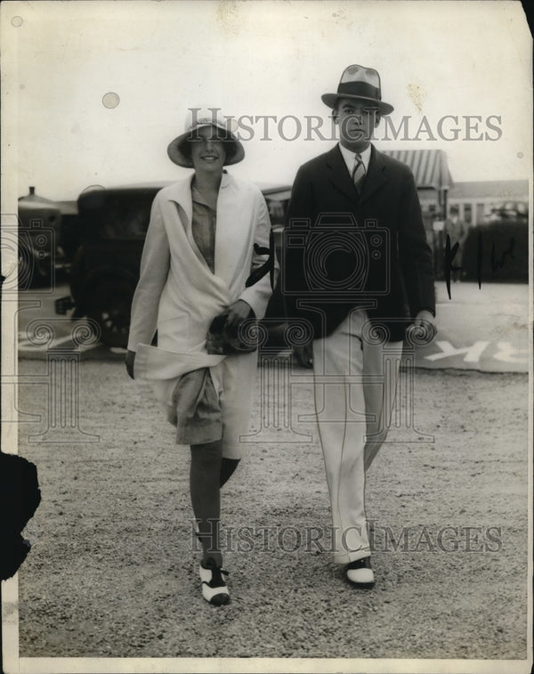 1929 Press Photo N.Y.Socialite Debutante Elizabeth Saunders with Rufus ...