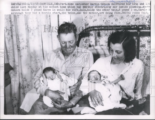 1958 M. Osborn with wife, Lula, & newborn twins Karen Lu & Carole Su ...