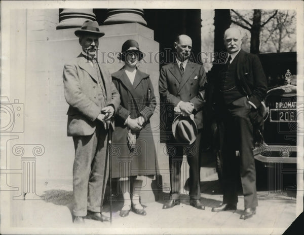 1927 Press Photo Ramsey and Isabel MacDonald and Desmon Ovey - ned9528 ...