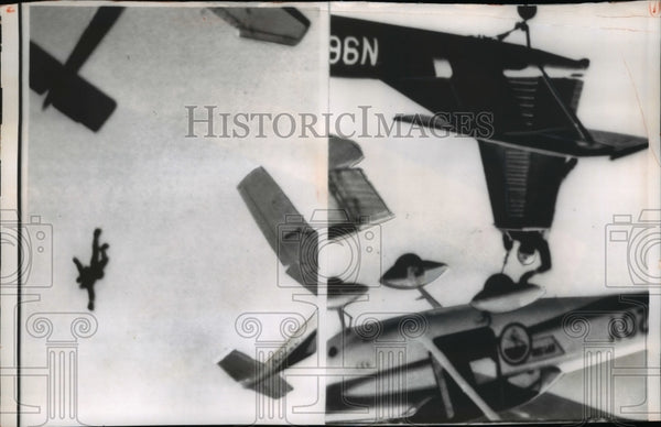 1962 Stuntman Lyle Cameron Filming Stunt - Historic Images