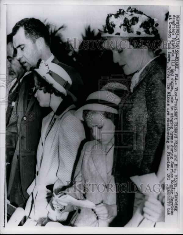 1959 Richard Nixon & Family at Sunrise Easter Service, miami - Historic ...