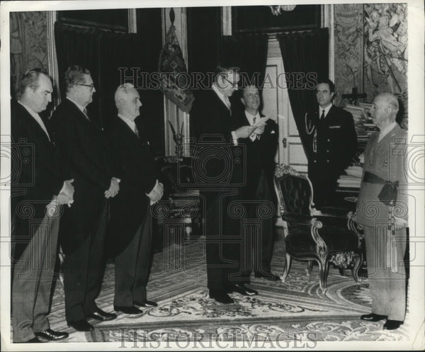 1969 Press Photo Generalissimo Francisco Franco meets with foreign pre ...