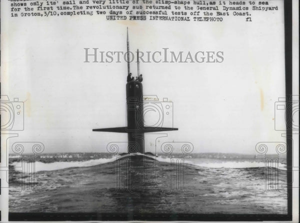 1959 US Navy sub Skipjack on sea trials - Historic Images
