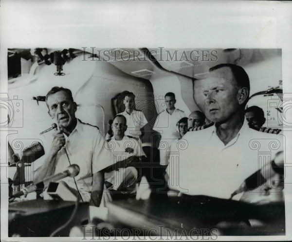 1969 Press Photo Capt John Phillip Stevenson Listens to Rear Adm Gordo ...