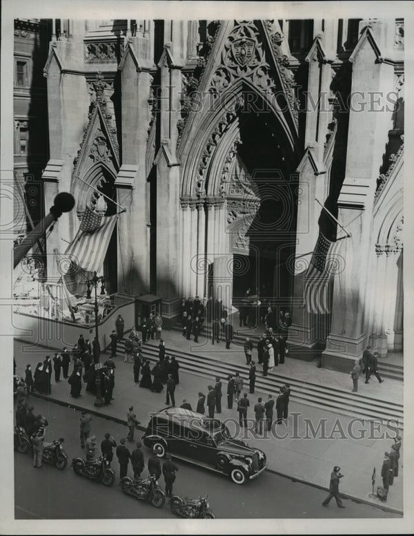 1938 New York Patrick Cardinal Hayes Body Brought To Cathedral NYC ...