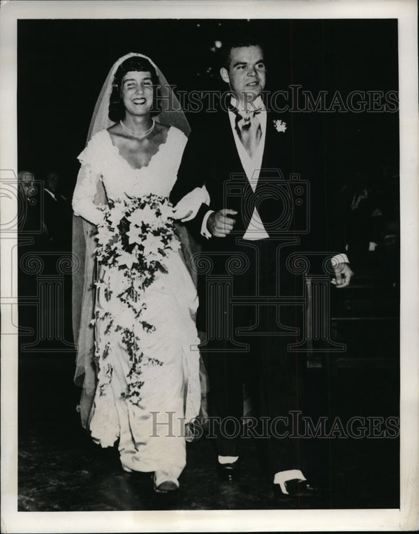 1941 Press Photo New York Sarah A Derby weds Robert T Gannett 2nd NYC ...