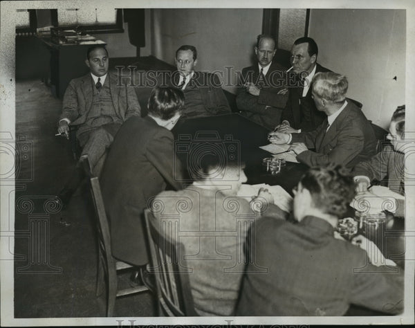 1934 Press Photo New York Harry Hopkins confers with C.W.A Officials N ...