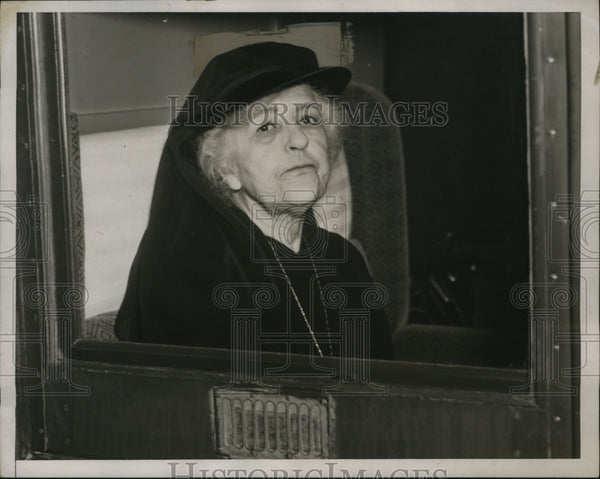 1938 Press Photo New York Mrs. Edward M. House Takes Train to Huston T ...