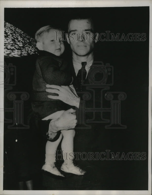 1938 Press Photo New York George O'Connell & boy Dean Tripp Floral Par ...