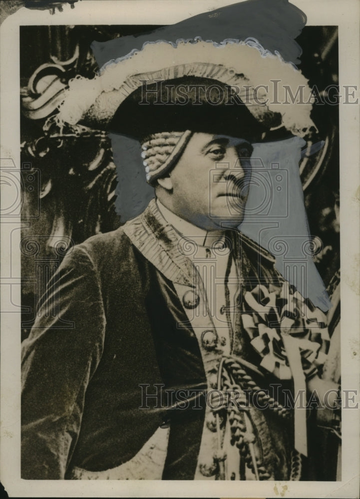 1940 George Grainger, Coachman for Lord Mayor of London - Historic Images