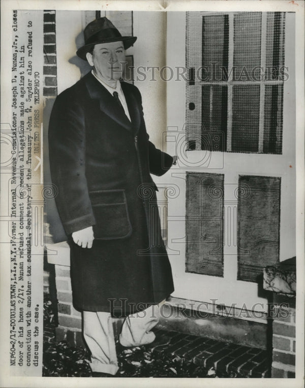 1952 Press Photo Joseph D. Nunan Jr. Leaving Home in Douglastown, Long ...