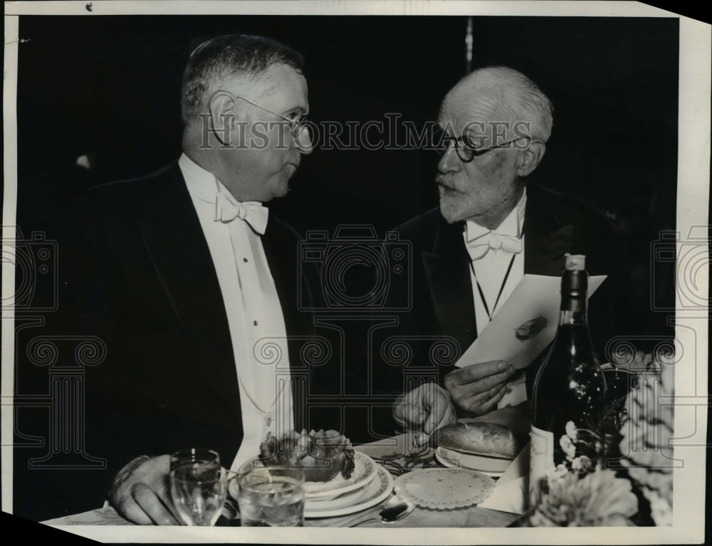 1936 Press Photo Harold Ickes, W.F. Durand during banquet at Union Sta ...