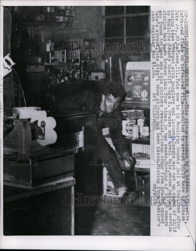 1958 Press Photo Decatur Illinois Robert Tate Jr caught on film during ...