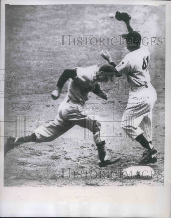 1951 Press Photo Roy Sievers Browns Yankee Stadium Joe Collins - nes02 ...