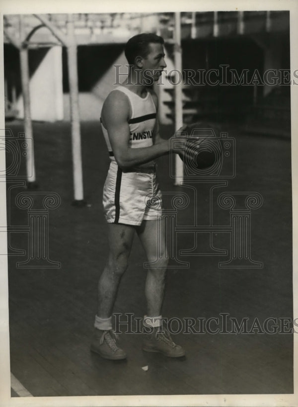 1930 Press Photo Fred Ullrich University of Pennsylvania basketball fo ...