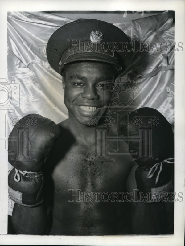 1943 Press Photo Sgt Jackie Wilson welterweight for Jack LaMotta bout ...