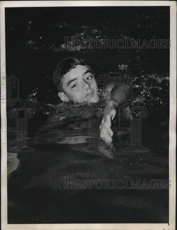 1944 Press Photo James McLane Akron Ohio swimmer at AAU long distance ...