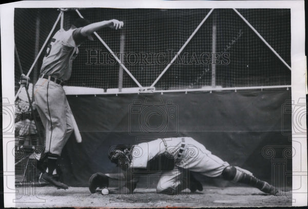 1955 Cardinals Ron Plaza & catcher Del Rice at training in Florida ...