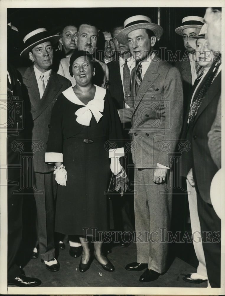 1932 Press Photo New York Mayor James J. Walker & Wife at Grand Centra ...