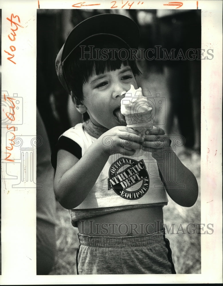 1995 New Orleans Jazz and Heritage Festival Barry Rome Jr. 3 ...