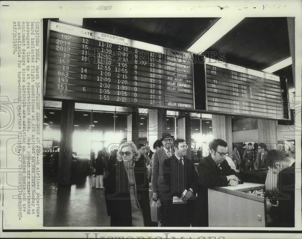 1970 Press Photo View of passengers waiting at JFK Airport in New York ...