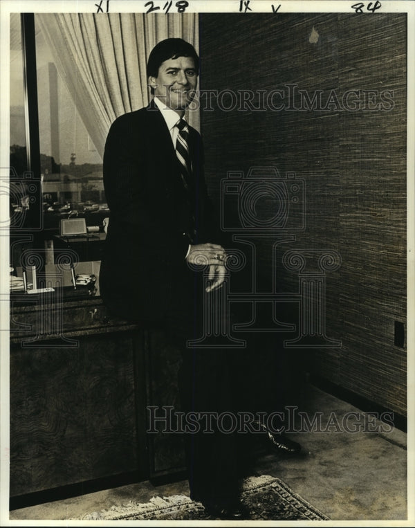 1979 Press Photo Henry R. Aparicio, vice president of Combined Equity ...
