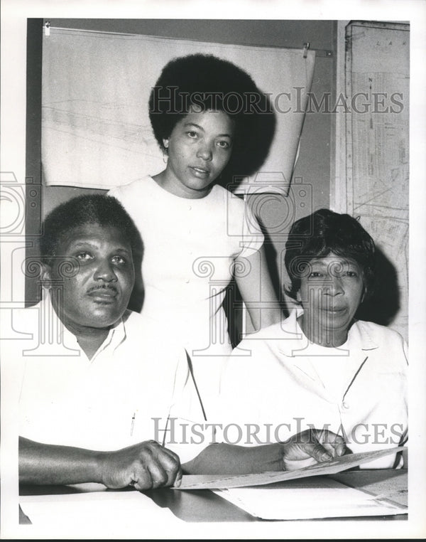Frank Bivens, Miss Brenda Dyer and Mrs. Ellie Mae Williams - Historic ...
