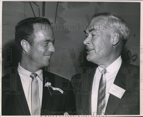 1963 Press Photo Scott Carpenter with Arthur Brant at Society of Geoph ...