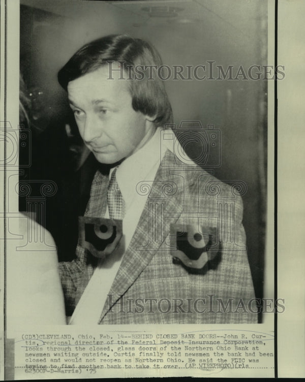 1975 Press Photo John R. Curtis, Federal Deposit Insurance Corporation ...