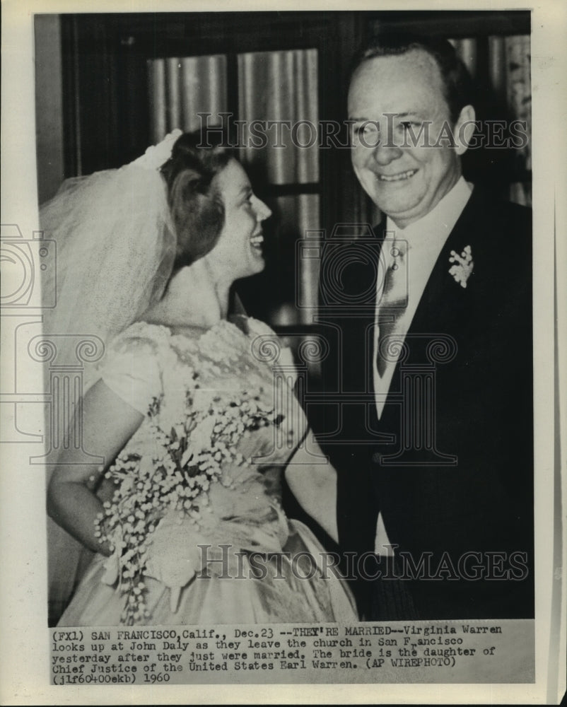 1960 Press Photo Virginia Warren and John Daly as they leave San Franc ...