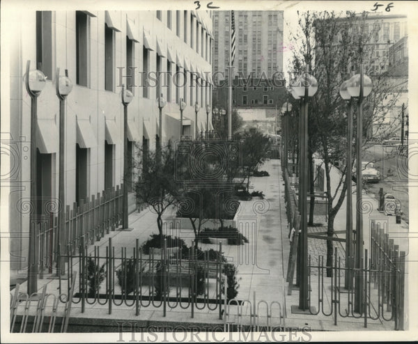 1966 Landscaped plaza of the $4 million Federal Reserve Building ...
