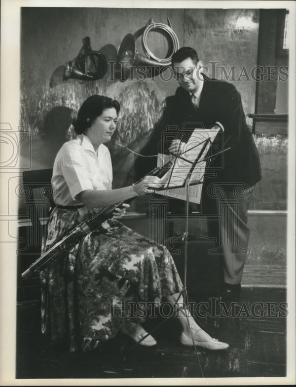 1960 Press Photo Robert Elworthy of the New Orleans Symphony & wife, M ...