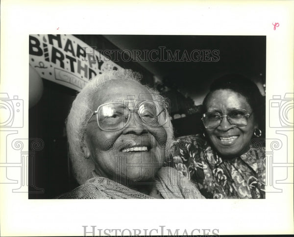 1994 Press Photo Vashti Felix turned 100 February 3, with daughter Vas ...