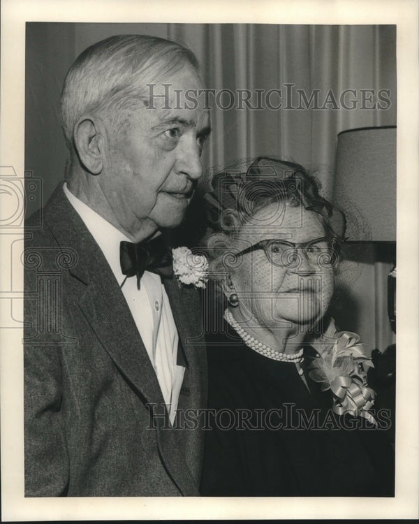 1960 Press Photo Mr. & Mrs. Harry P. Gamble celebrate 66th wedding ann ...
