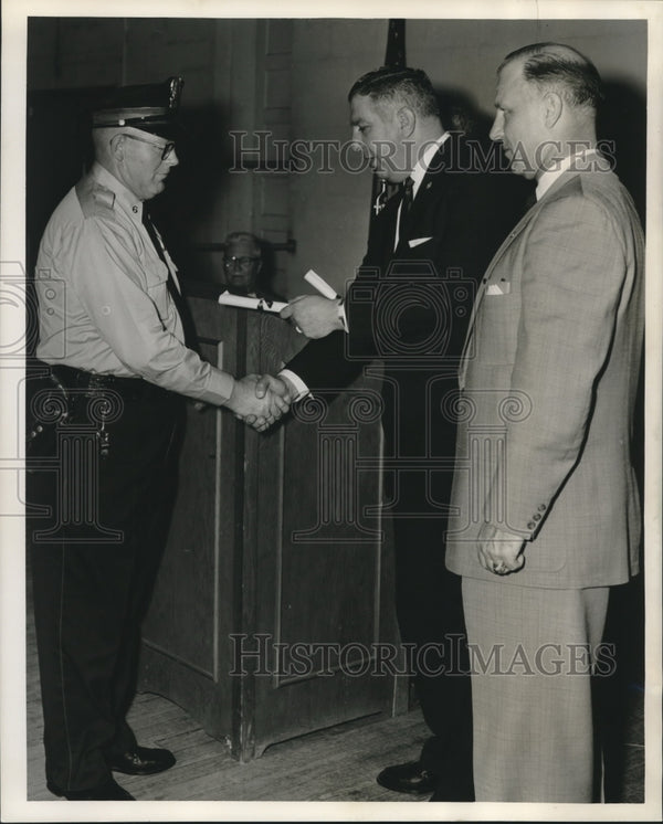 1962 Press Photo Fred M. Frank, Police Academy Graduation - nob13484 ...