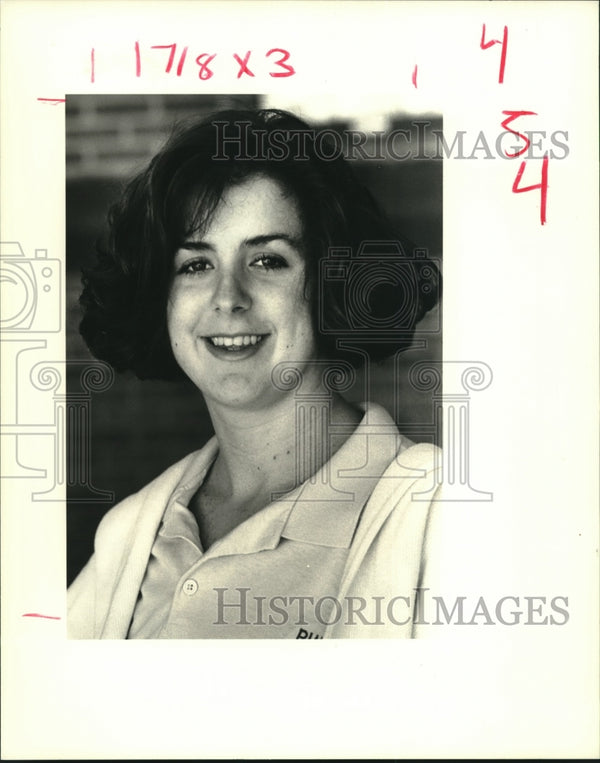 1989 Press Photo Basketball player Jenny Goodyear of St. Martin's Scho ...