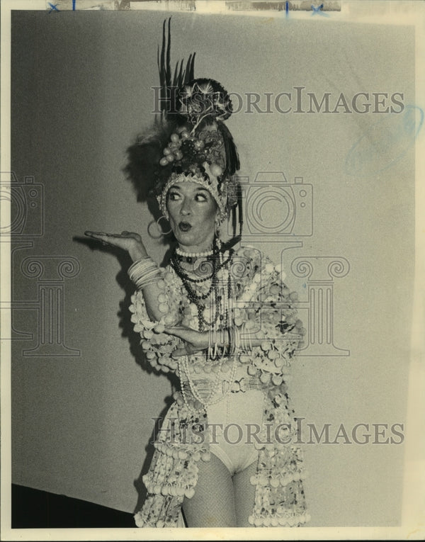 1993 Ginger Guma - nob21951 - Historic Images