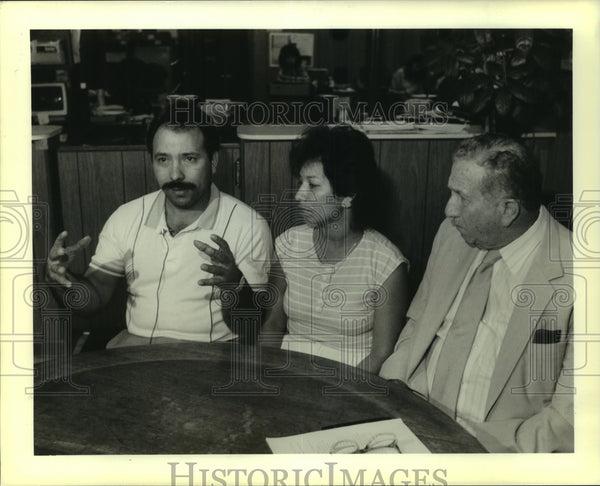 1989 Jose & Gilma Guevara with Attorney David Kattan at conference ...