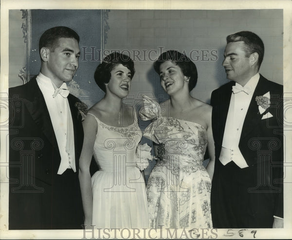 1961 Press Photo Miss Carol Graves, Mid-Winter Cotillion Club dance ...