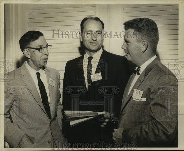 1960 Press Photo Dr. Oglesby, Dr. Granzin & Dr. Lockard of LA Veterina ...