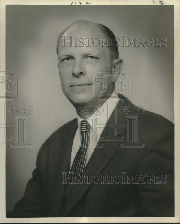 1959 Press Photo James Hasson, claim agent for Dixie Highways Express ...