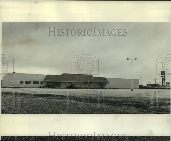 1972 Press Photo General view of Handy City, 1600 West Bank Expressway ...