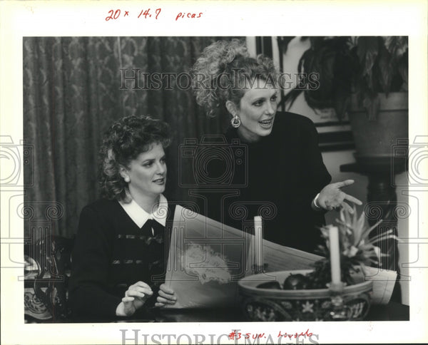 1990 Press Photo Madalyne Hinglewith and Brandy Newman are planners fo ...