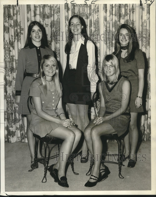 1970 Press Photo Maids of the 1970 Homecoming Court at Tulane Universi ...