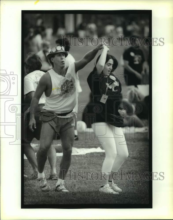 1993 Press Photo Bruce Wurtzer and Maria Barnes dance at Jeff Fest ...
